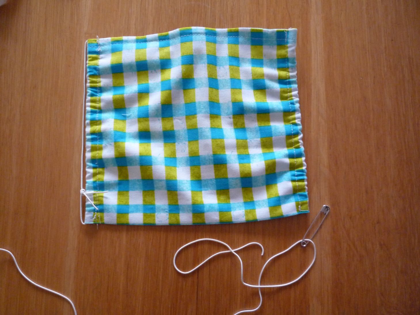 Návod, jak si ušít roušku